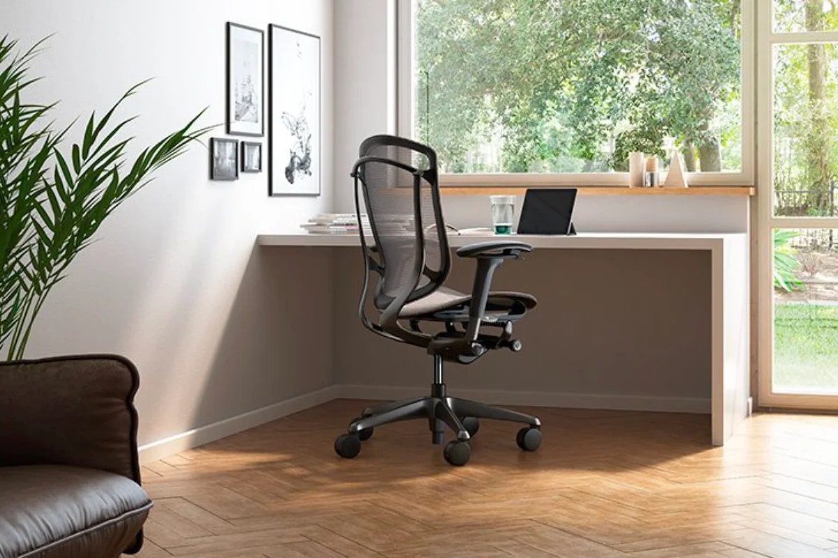 จัดโต๊ะทำงานอย่างไรให้ห่างไกลออฟฟิศซินโดรม